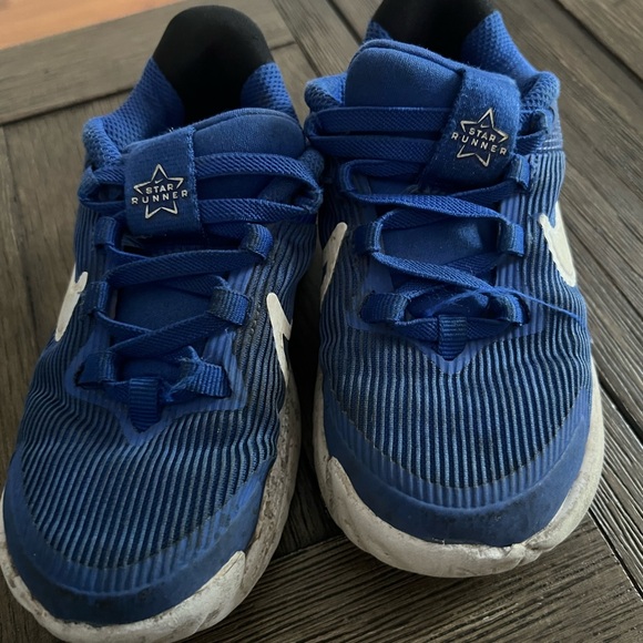 Nike | Shoes | Blue And White Sneakers With Ribbed Texture | Poshmark